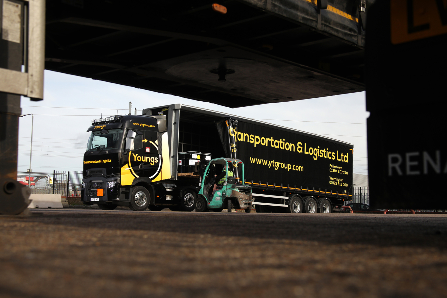 Flagship Renault Trucks highlight Youngs Transportation & Logistics ...